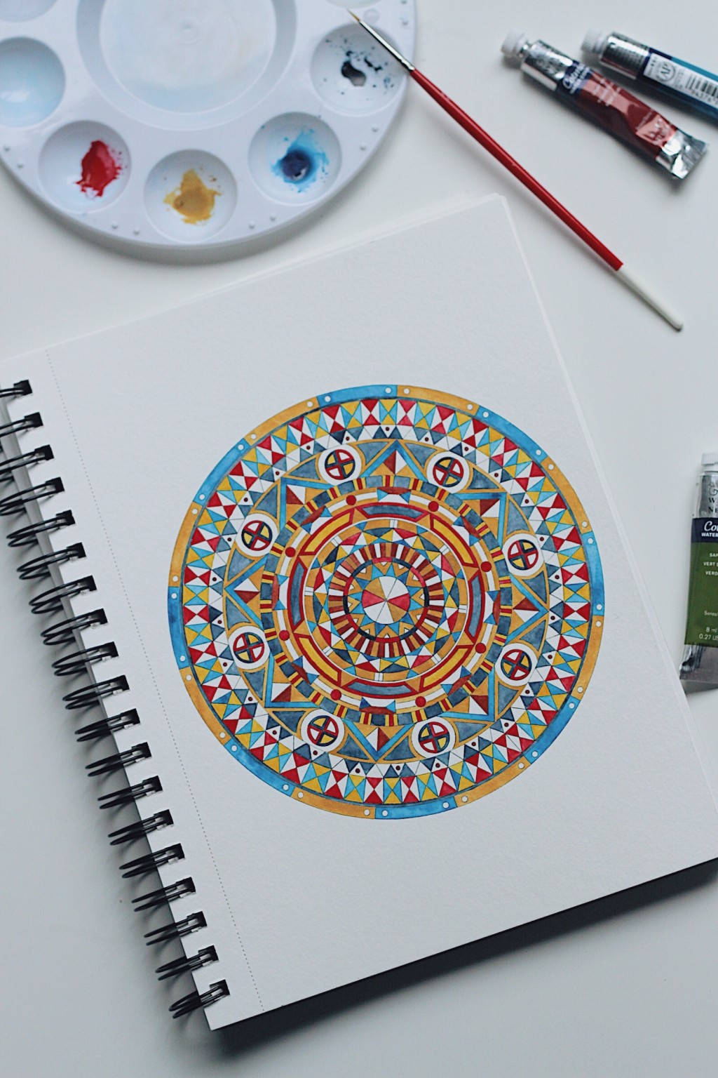 Mandala drawing by Gabriele Go | Doodle Addicts